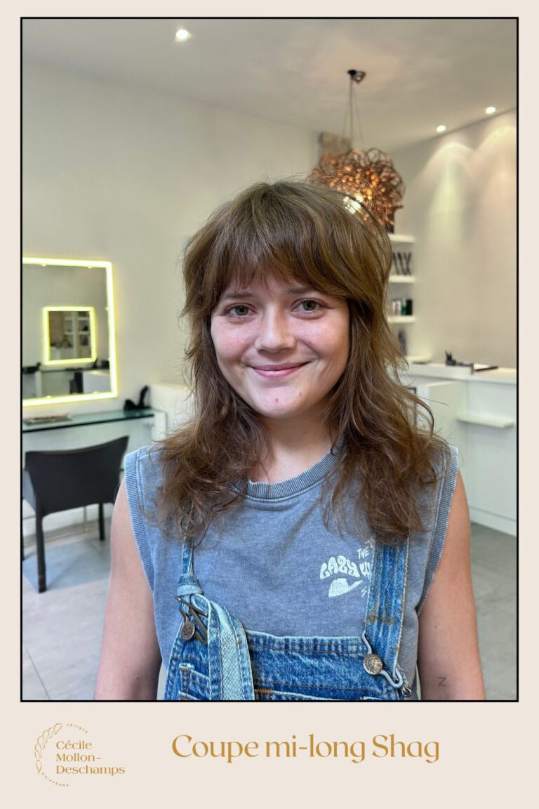 Envie d'une Coupe cheveux mi long femme - à Paris